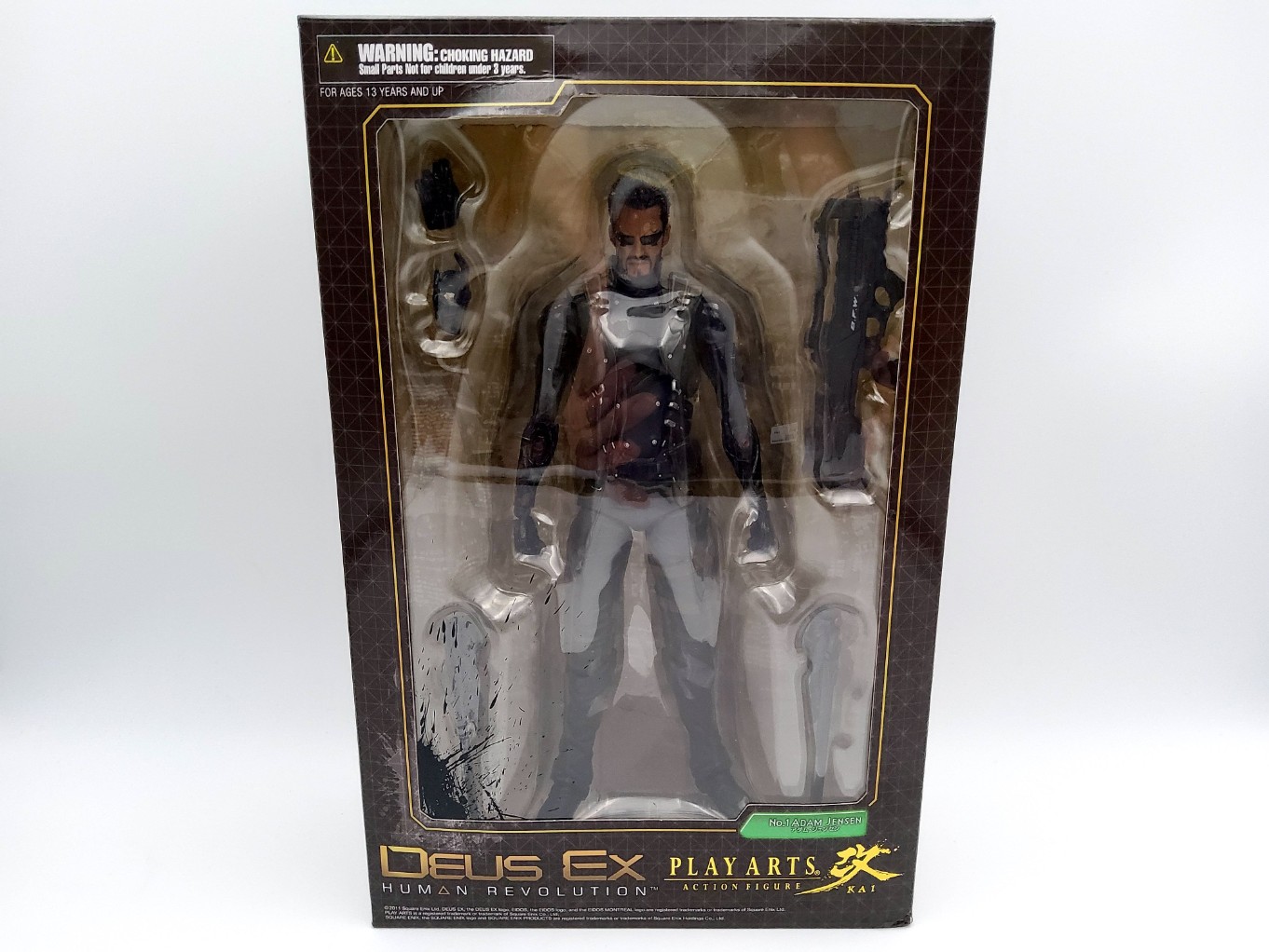 Deus Ex Human Revolution Play Arts: Adam Jensen – Retro Japan