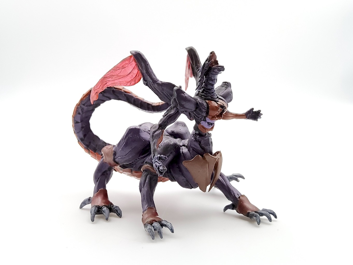 Final Fantasy Creatures Vol.1 – Ultima Weapon – Retro Japan