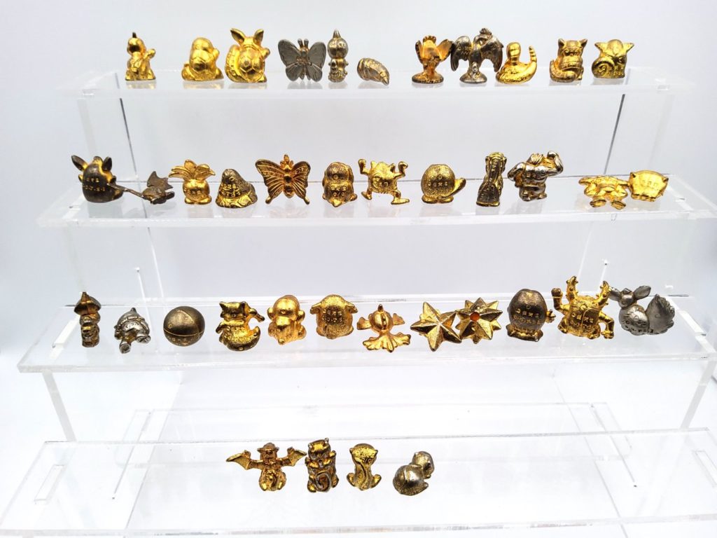 Pokemon Metal Collection – Gold Color – Retro Japan
