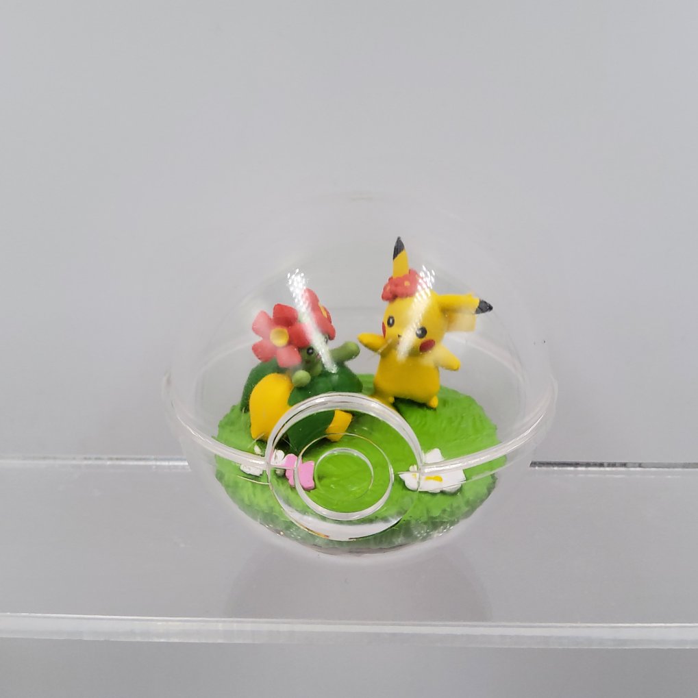Pokemon Terrarium Collection 6 – Pikachu & Joliflor / Bellossom – Retro ...