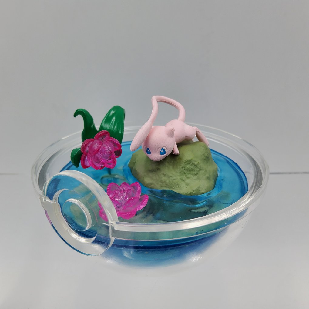 Pokemon Terrarium Collection 6 – Mew – Retro Japan