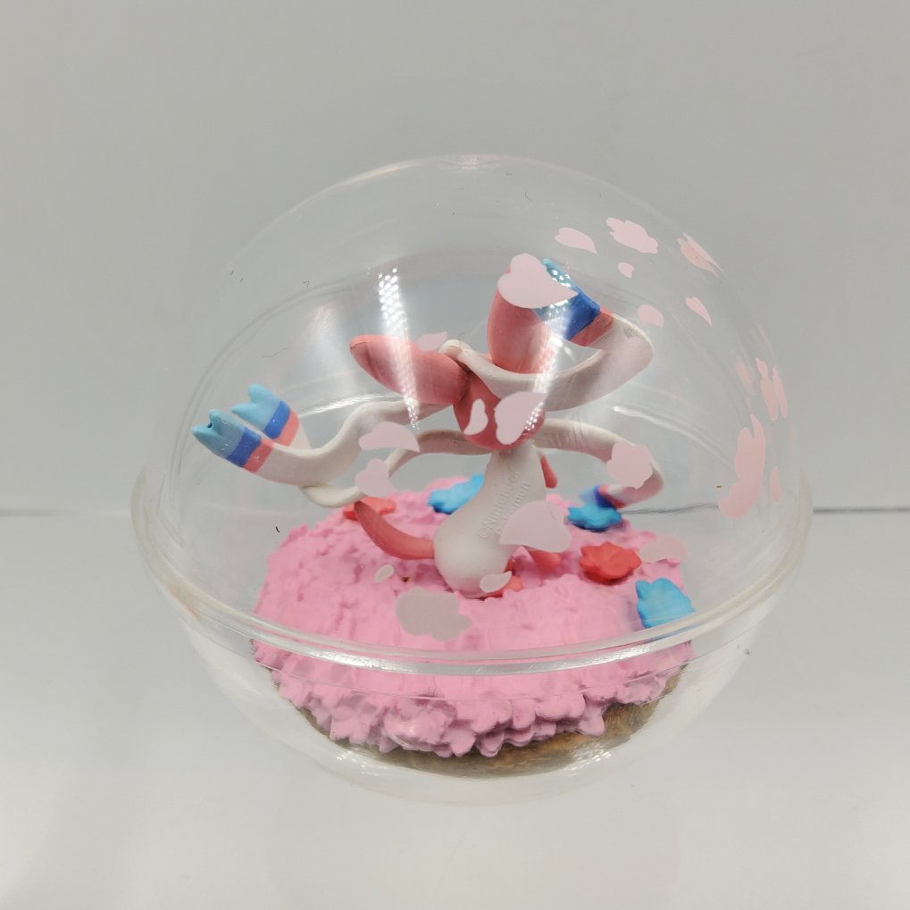 Pokemon Terrarium Collection Four Seasons – Nymphali / Sylveon – Retro ...