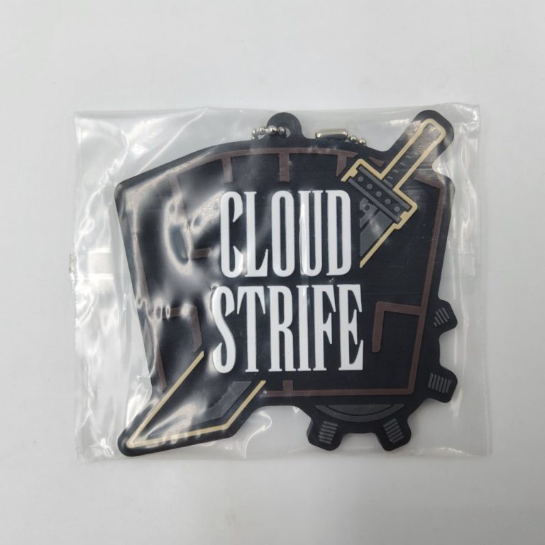 Porte-clé Final Fantasy Rebirth Rubber Keychain – Cloud Strife – Retro ...
