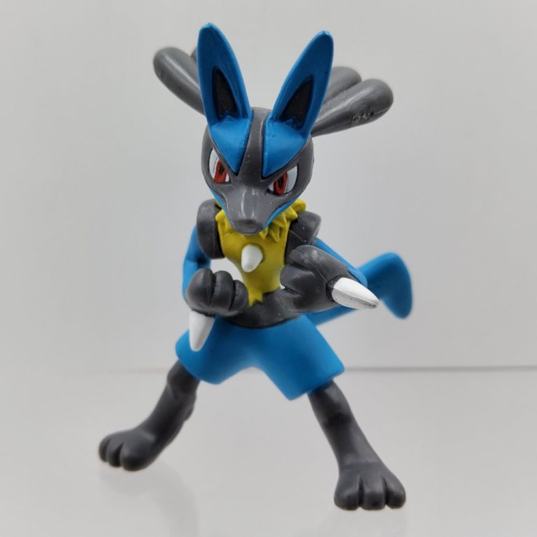 Pokemon Tomy – Lucario Battle Pose Matte – Retro Japan