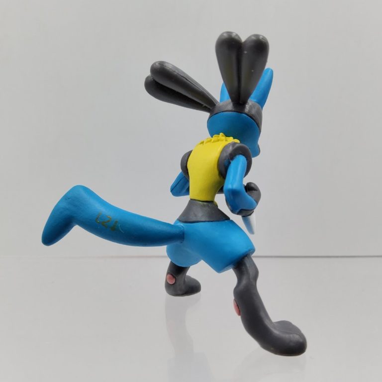Pokemon Tomy – Lucario Battle Pose Matte – Retro Japan