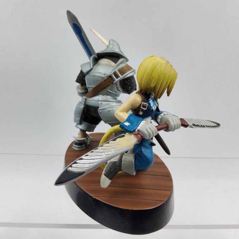 Final Fantasy IX Figure – Diorama – Zidane & Steiner – Retro Japan