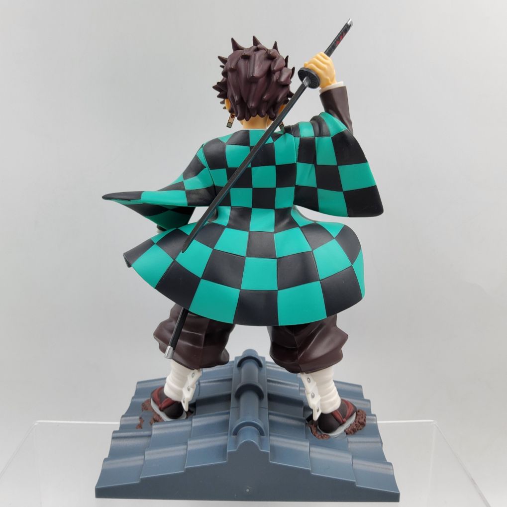 Demon Slayer Figure – FIGURIZMα – Kamado Tanjirou – Retro Japan